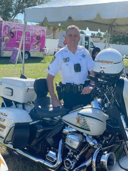 Robert L Howard Foundation